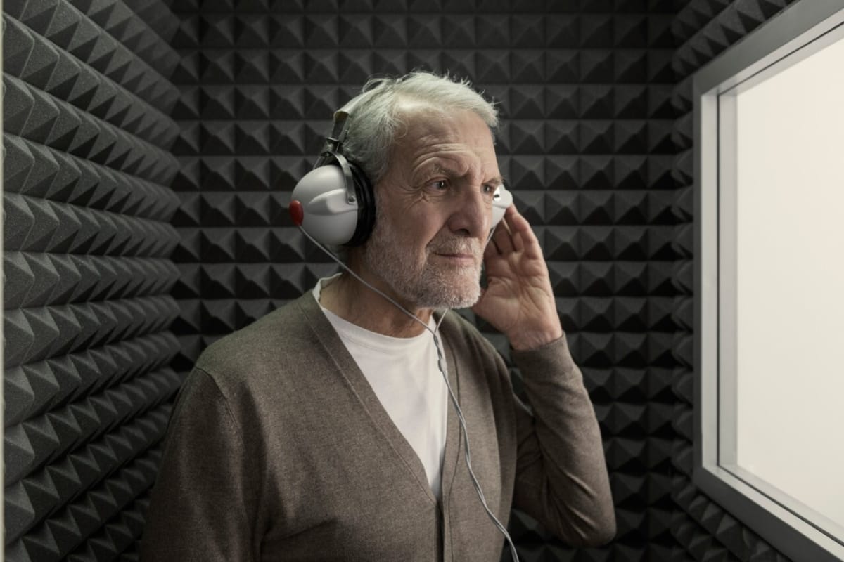 Sensorineural Hearing Loss (SNHL): Signs, Causes, and Solutions